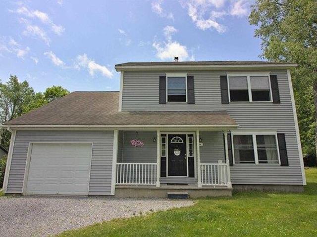 4 bedroom, Bennington VT 05257 105105697