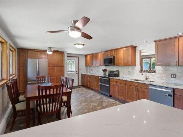 4 bedroom, Bennington VT 05201 105114767