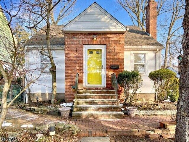 4 bedroom, Bergenfield NJ 07621 LS101632705