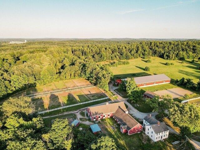 4 bedroom, Berlin MA 01503 105174310