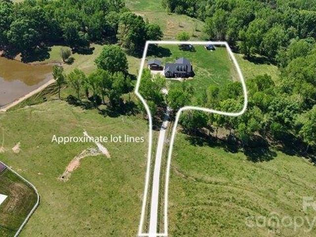 4 bedroom, Bessemer City NC 28016 103587816