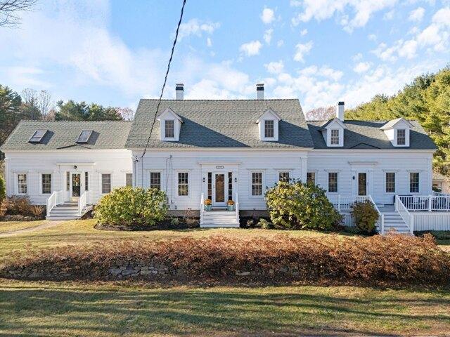 4 bedroom, Biddeford ME 04005 102215341