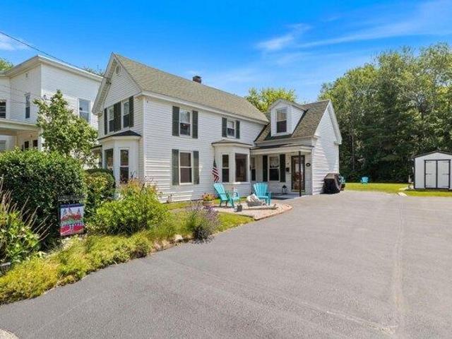 4 bedroom, Biddeford ME 04005 104149386