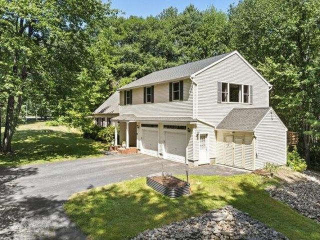 4 bedroom, Biddeford ME 04005 105105606