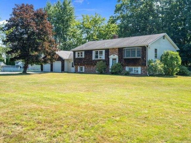4 bedroom, Biddeford ME 04005 105125321