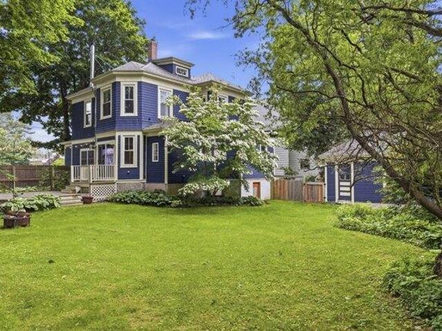 4 bedroom, Biddeford ME 04005 105127321