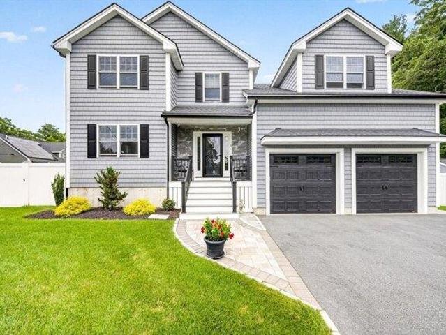 4 bedroom, Billerica MA 01821 104480158