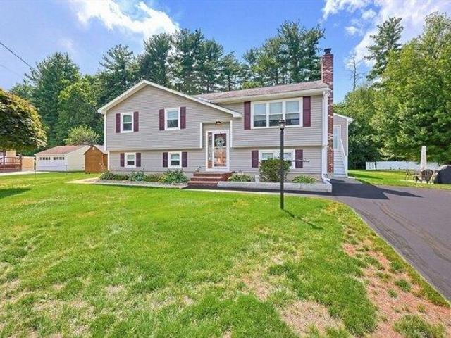 4 bedroom, Billerica MA 01821 105107491