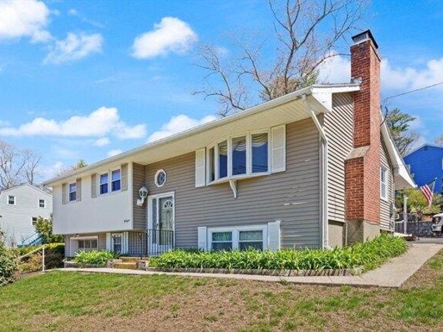 4 bedroom, Billerica MA 01862 102318468