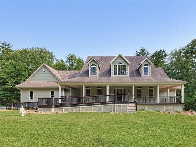 4 bedroom, Blackstone MA 01504 104904250