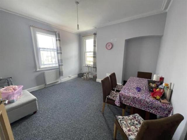 4 bedroom block of apartments for sale in Gloucester Road, Cheltenham, GL51