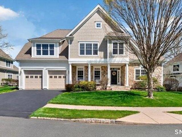 4 bedroom, Bloomfield CT 06002 102726507