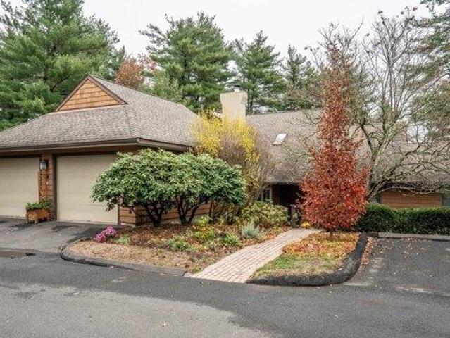 4 bedroom, Bloomfield CT 06002 102727974