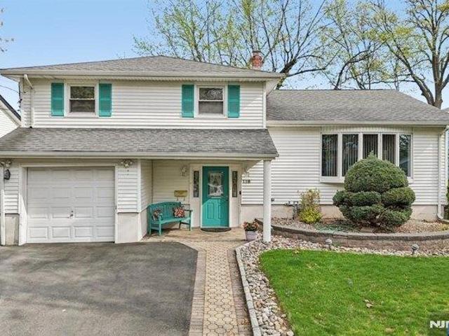4 bedroom, Bloomfield NJ 07003 104851570