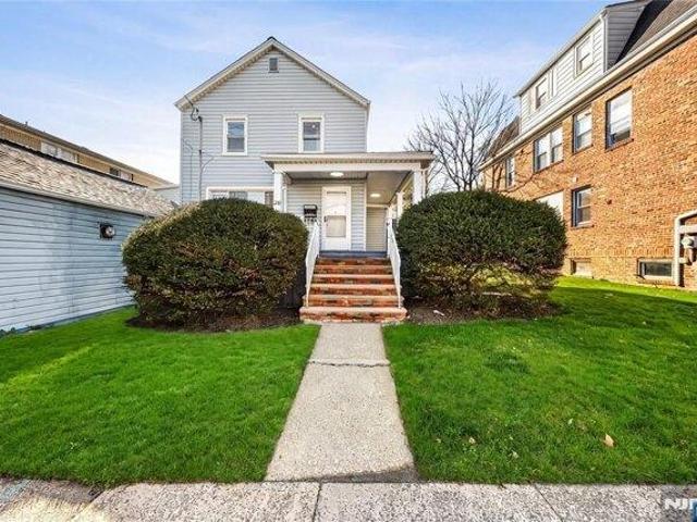 4 bedroom, Bloomfield NJ 07003 LS102477254