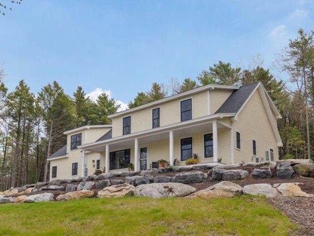 4 bedroom, Brunswick ME 04011 102634199