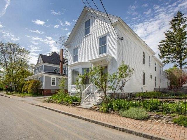 4 bedroom, Brunswick ME 04011 103223492