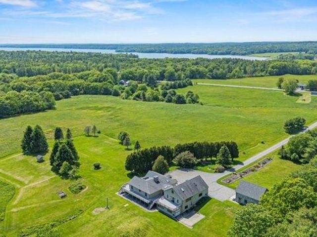 4 bedroom, Brunswick ME 04011 103224361