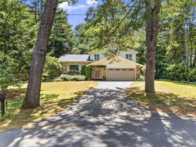 4 bedroom, Brunswick ME 04011 104808004