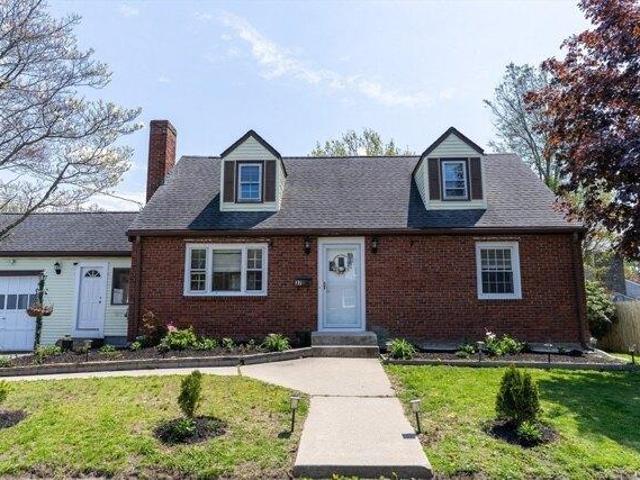 4 bedroom, Braintree MA 02184 LS102562114