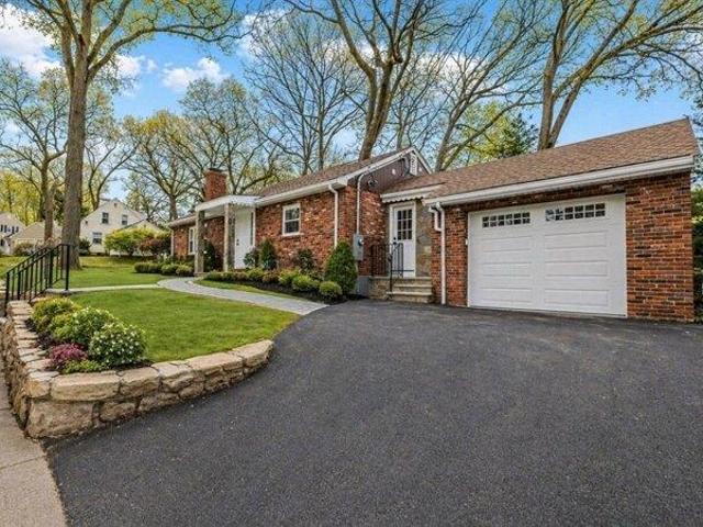 4 bedroom, Braintree MA 02184 102559948