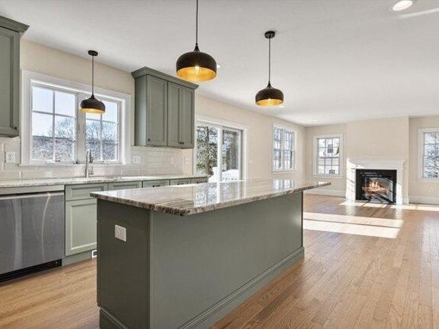 4 bedroom, Braintree MA 02184 103662718