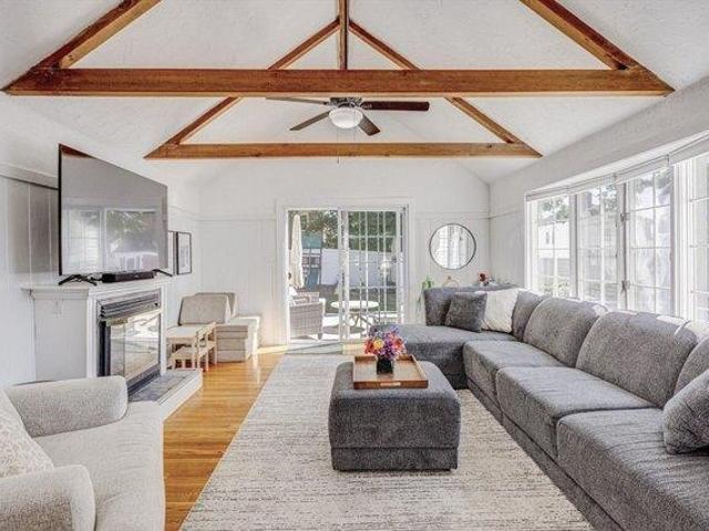 4 bedroom, Braintree MA 02184 104265512