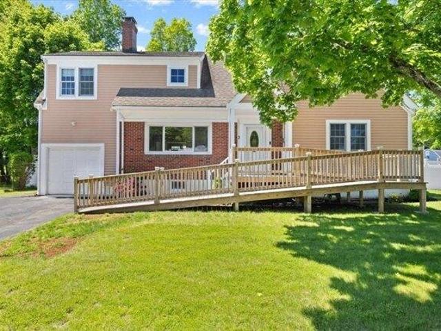4 bedroom, Braintree MA 02184 104511474