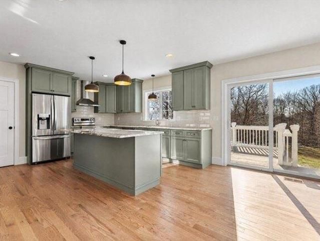 4 bedroom, Braintree MA 02184 104511587