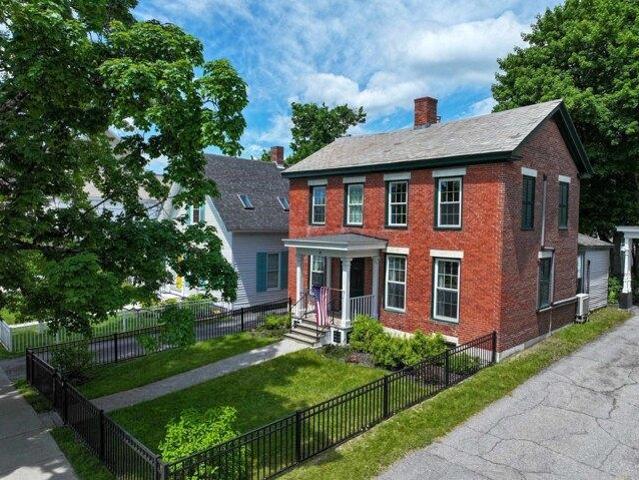 4 bedroom, Brandon VT 05733 105116487