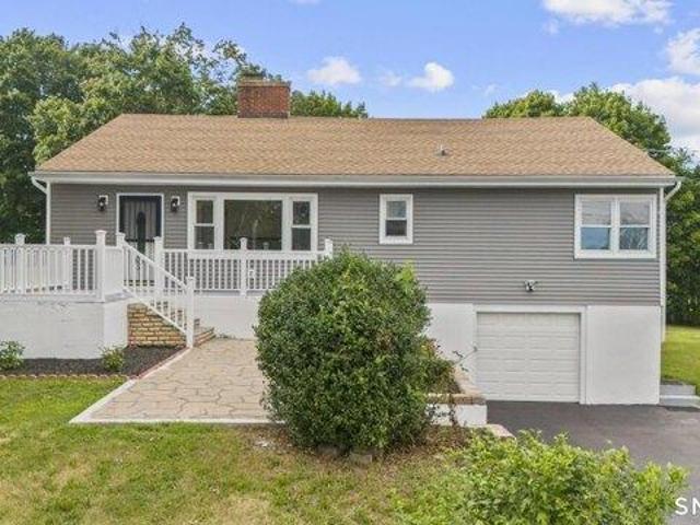 4 bedroom, Branford CT 06405 104264872