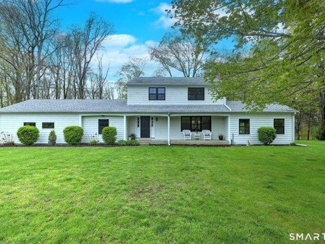 4 bedroom, Branford CT 06405 LS102443135