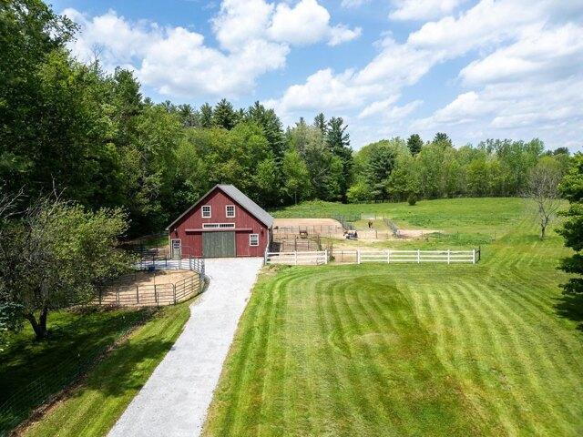 4 bedroom, Brentwood NH 03833 104263252