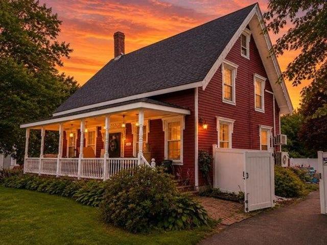4 bedroom, Brewer ME 04412 105109655