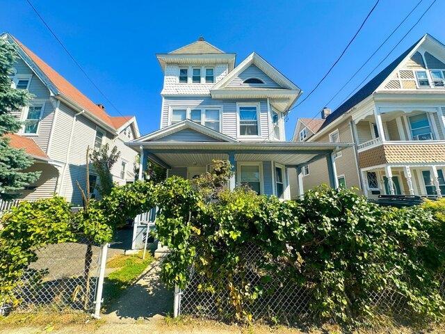 4 bedroom, Bridgeport CT 06604 104112596