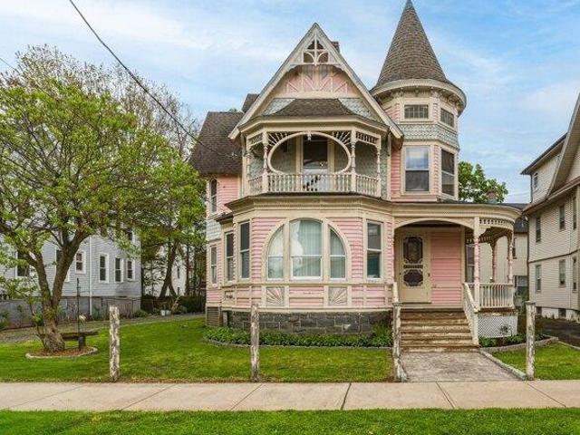 4 bedroom, Bridgeport CT 06605 LS102344910