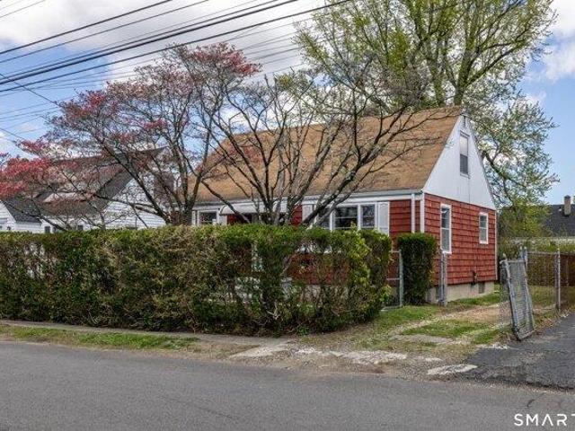 4 bedroom, Bridgeport CT 06606 LS102761176