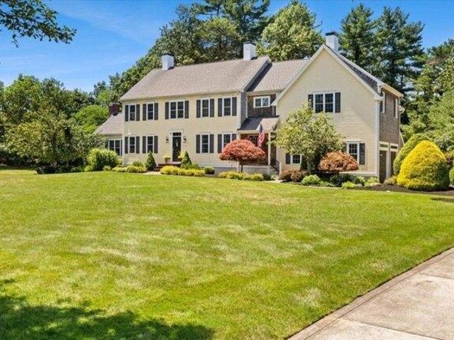 4 bedroom, Bridgewater MA 02324 105093835