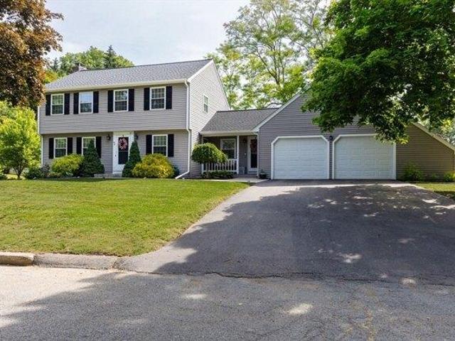 4 bedroom, Bridgewater MA 02324 105109494