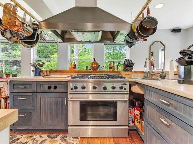 4 bedroom, Bridgewater VT 05034 104716315