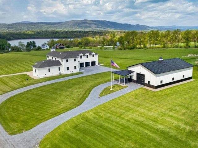4 bedroom, Bridport VT 05734 104351470