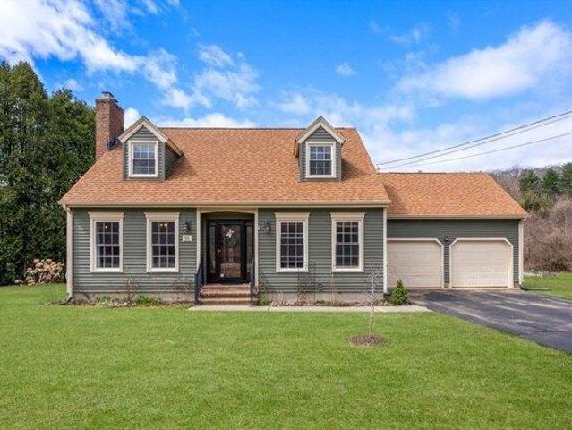 4 bedroom, Brimfield MA 01010 102634118