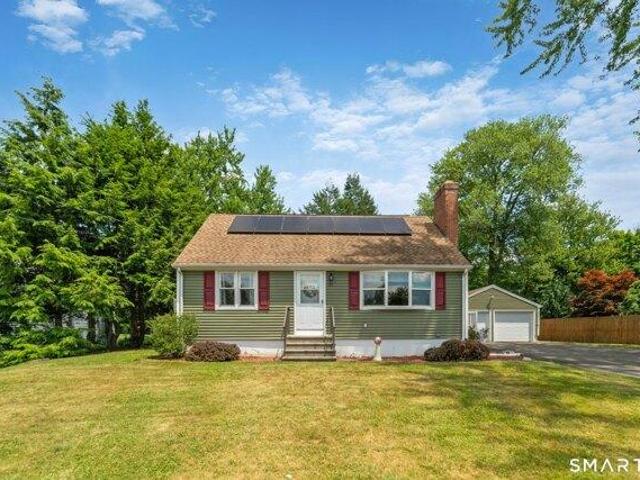 4 bedroom, Bristol CT 06010 104789858