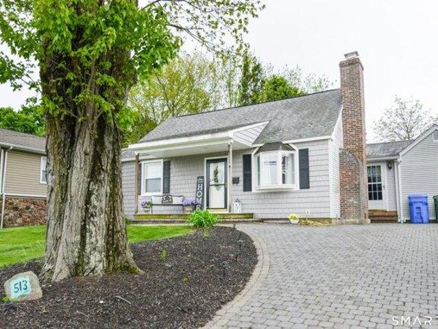 4 bedroom, Bristol CT 06010 104921609