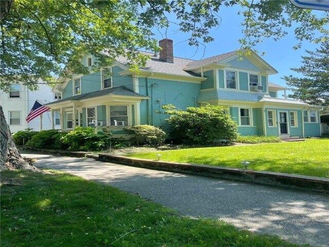 4 bedroom, Bristol RI 02809 102061789