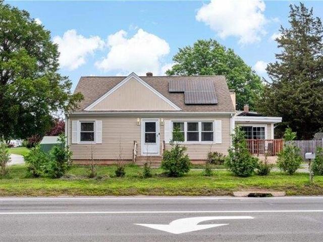 4 bedroom, Bristol RI 02809 104716481