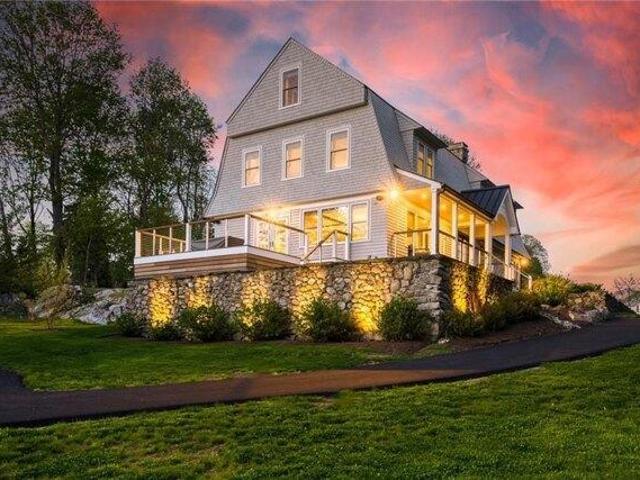 4 bedroom, Bristol RI 02809 104792096