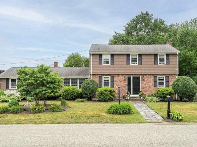 4 bedroom, Brockton MA 02301 104791281