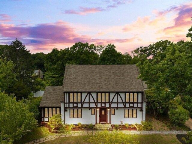 4 bedroom, Brockton MA 02301 105107950