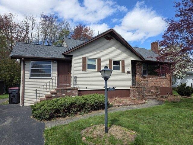 4 bedroom, Brockton MA 02301 102412652
